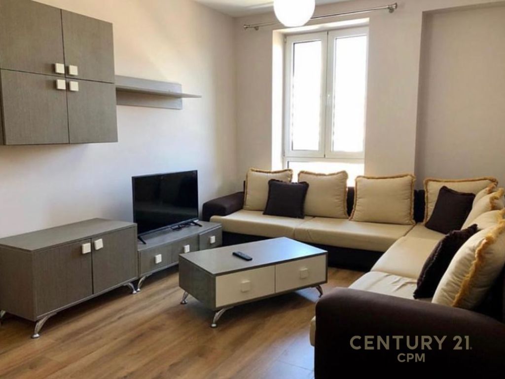 Apartament 1+1 me qera ne Garden Residence Turdiu !!! - Century 21 Albania