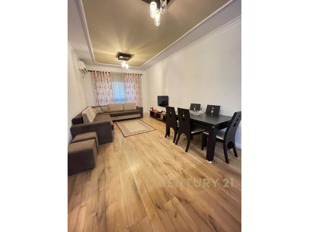 Qira, Apartament 2+1 ,Astir ,Tirane - Century 21 Albania
