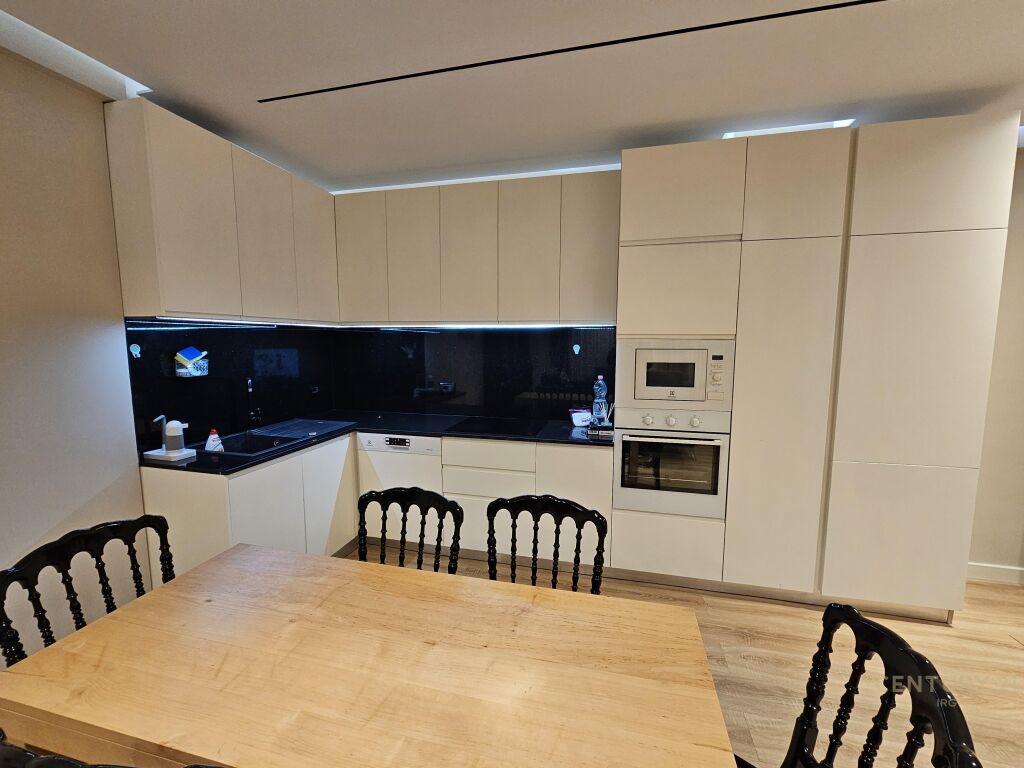 Apartament 2+1+Post parkimi tek Marko Bocari!! - Century 21 Albania