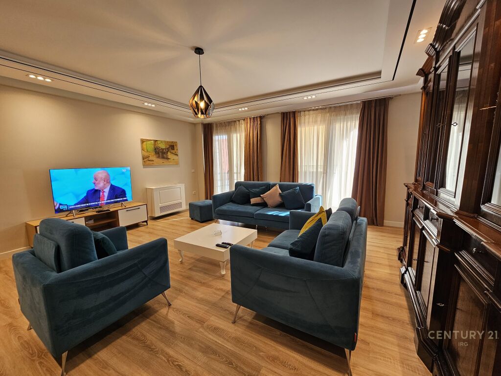 Apartament 2+1+Post parkimi tek Marko Bocari!! - Century 21 Albania