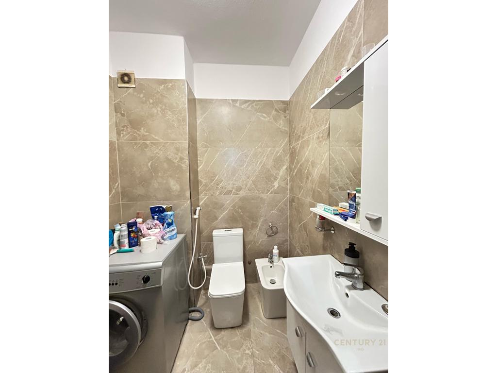 1+1 APARTMENT FOR RENT IN FRONT OF HALILI COMPLEX - Century 21 Albania