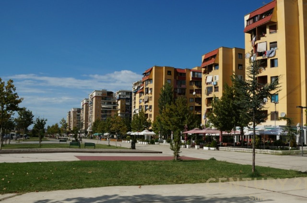 COMMERCIAL SPACE FOR RENT IN THE AREA OF THE FORMER AVIATION FIELD ...