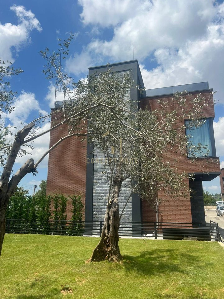Villa for Sale in Farkë, Roses Residence Tirana - €620,000 | 313.8 m² ...