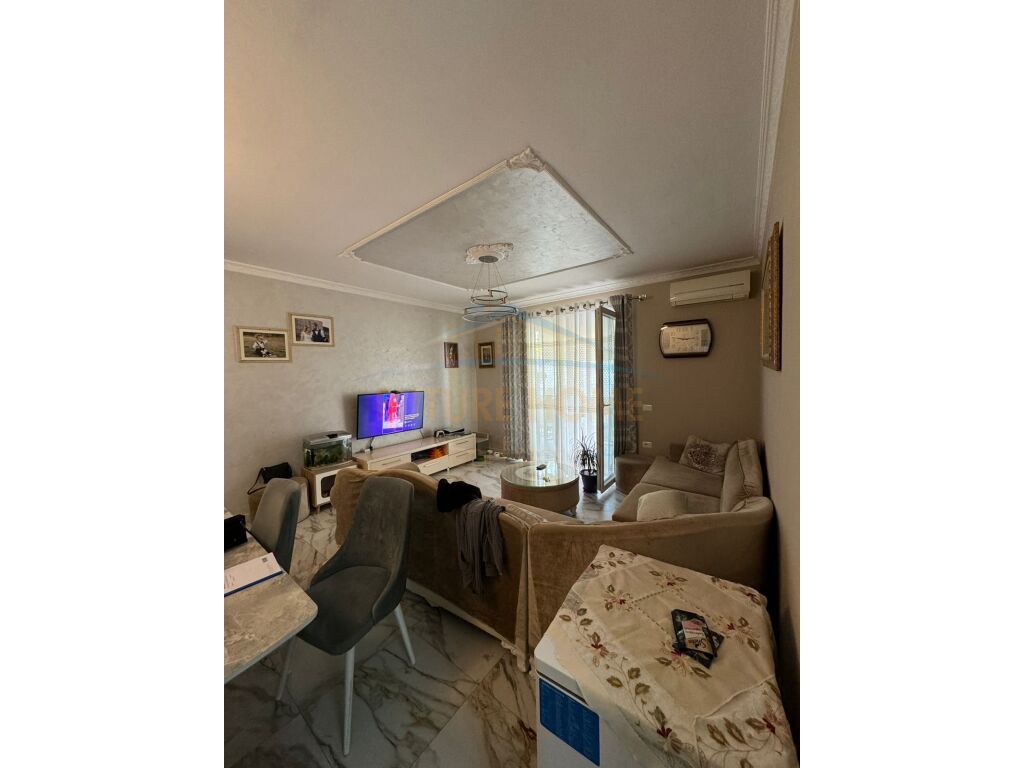 Shitet, Apartament 3+1+2, Grand Galery, Tiranë - Tirane, Unaza e Re ...